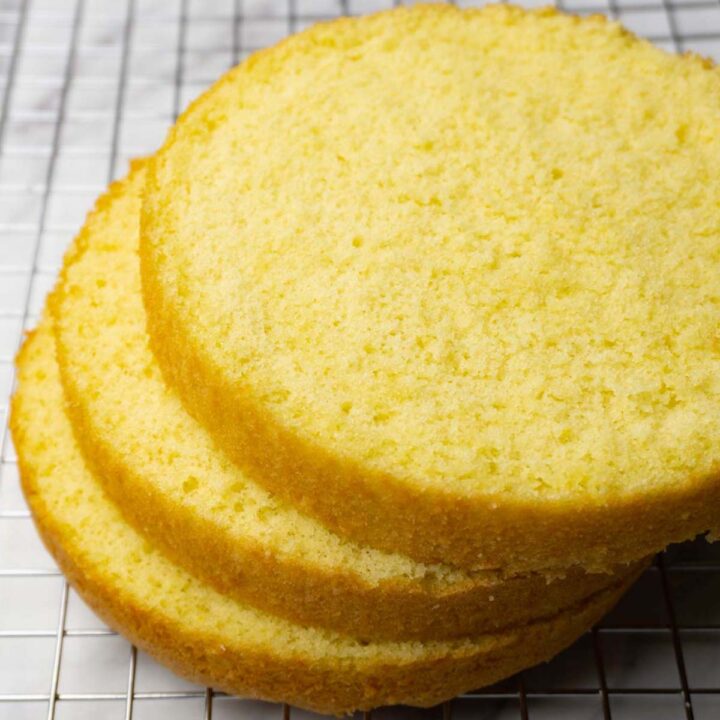 Genoise sponge - Sugar Pursuit