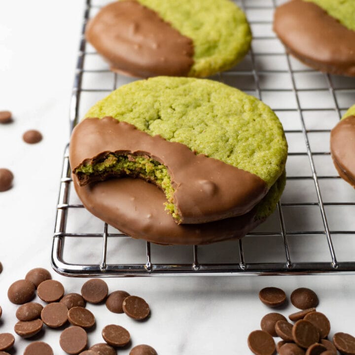 Matcha cookies - Sugar Pursuit