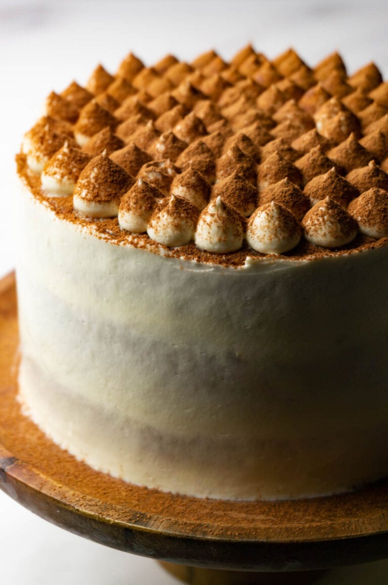 Tiramisu cake - Sugar Pursuit