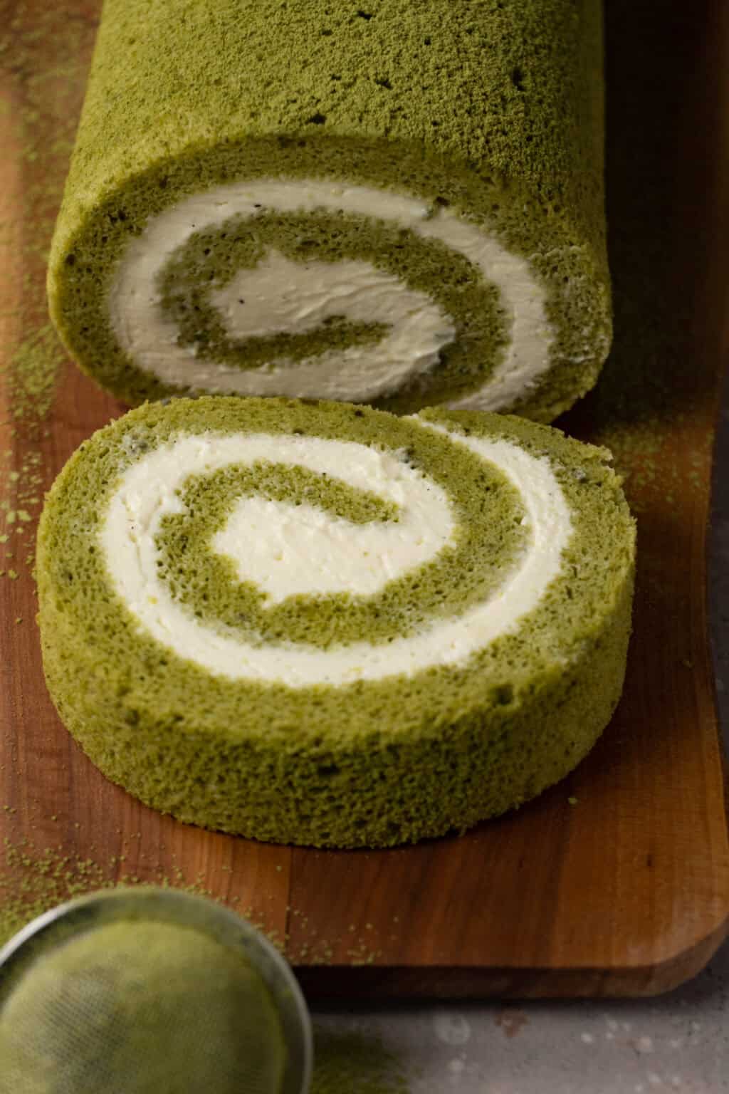 Matcha Roll Cake Sugar Pursuit